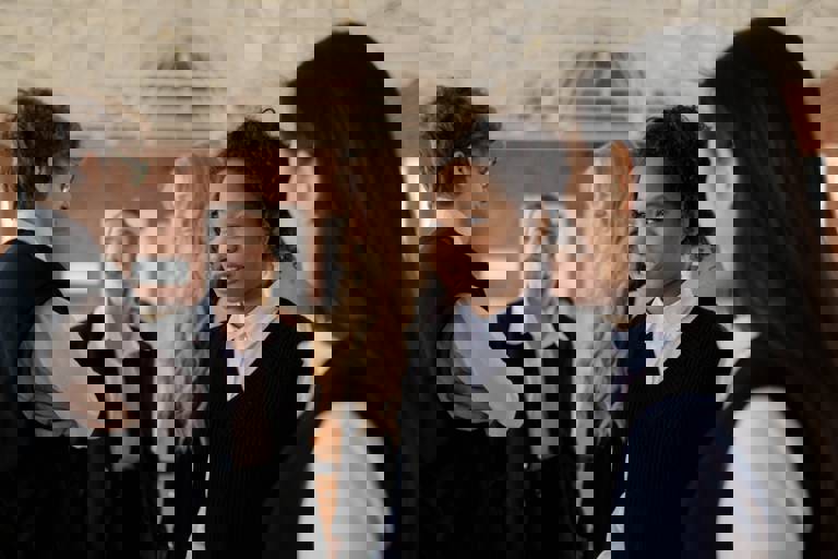 Diversity lesson plan for 11-14 year olds : Mentally Healthy Schools